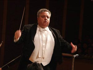 指挥家介绍--星海音乐厅-资讯